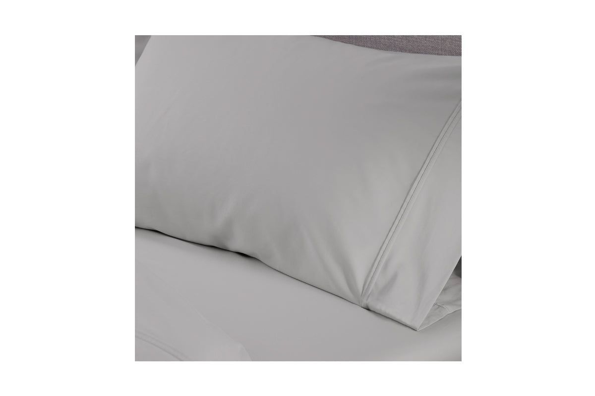 Basic Light Grey Sheet Set by BEDGEAR® | Bedroom Sheets | Apt2B